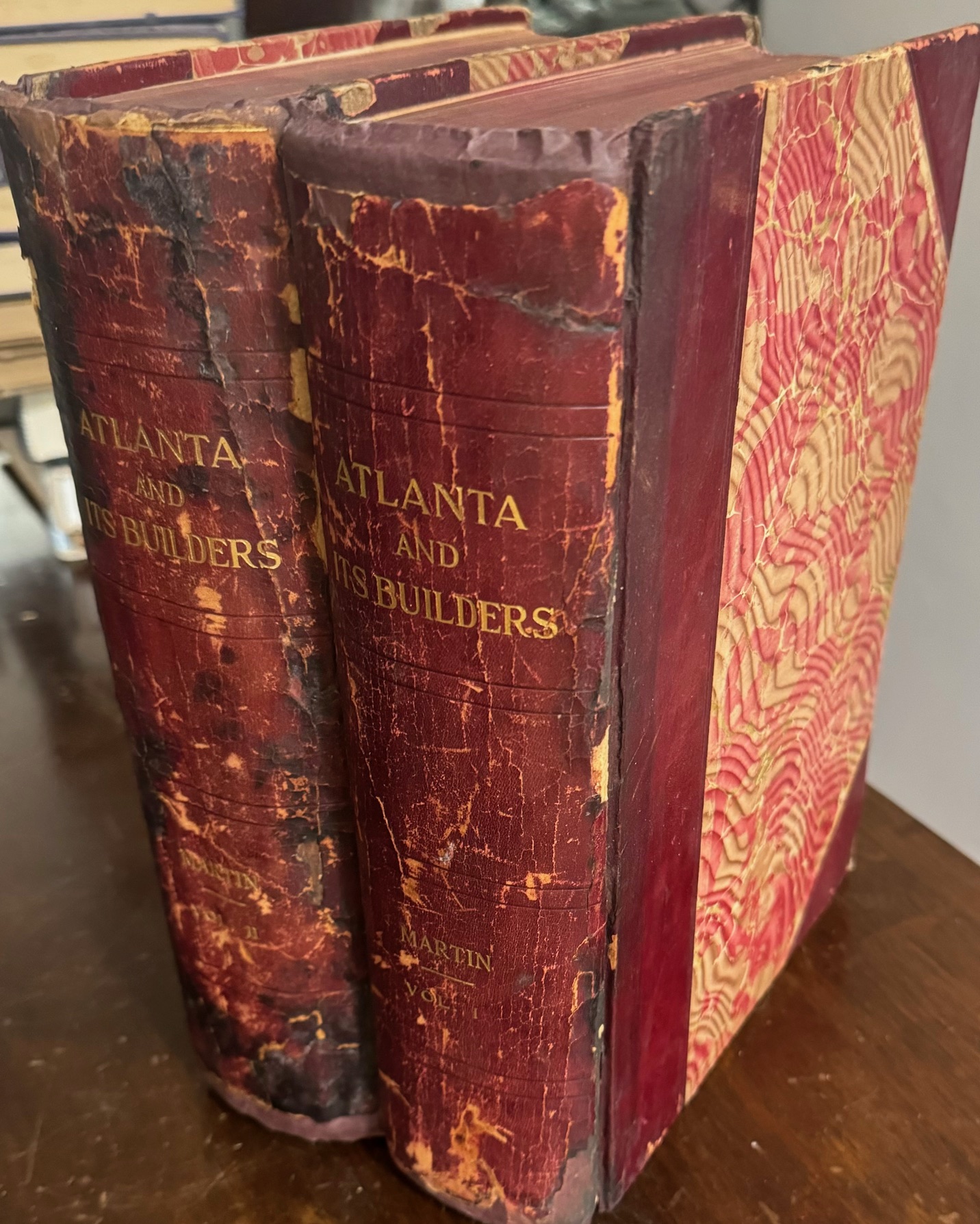 Antique Book Mall, Quality books for discerning buyers